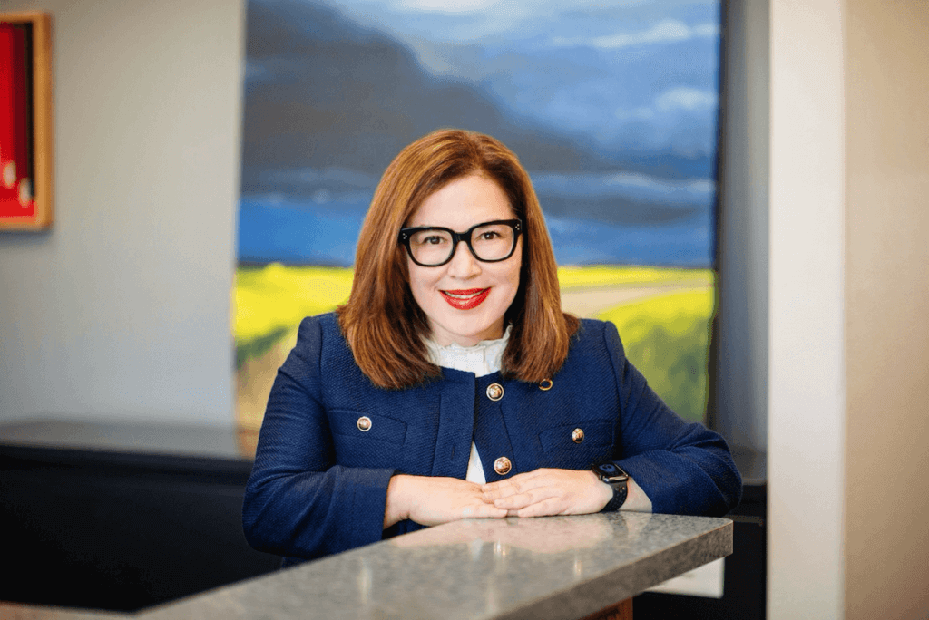 Shaoling Combs Named to Top 50 Women in Business | Banc of California